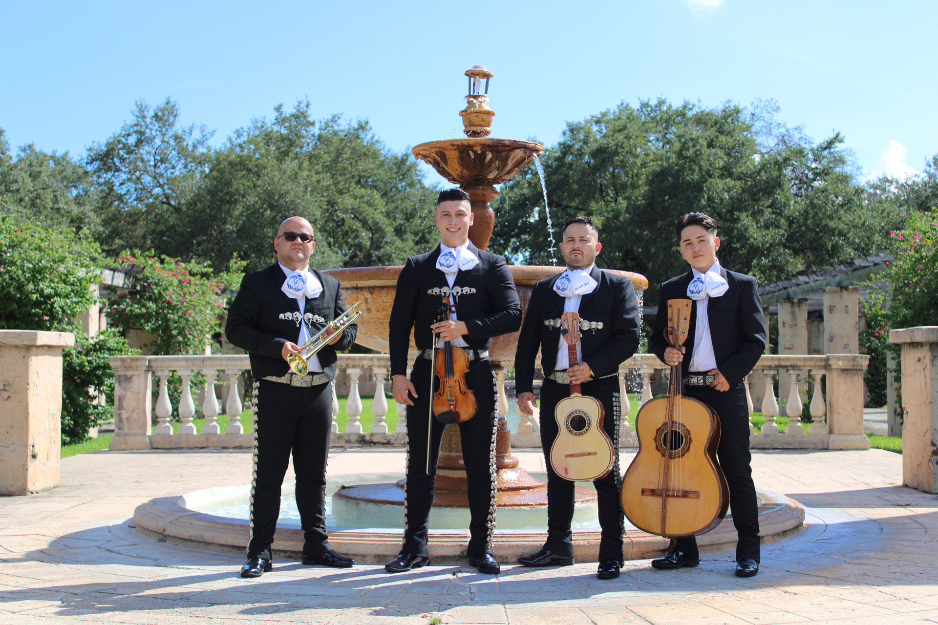 ᑕ ᑐ Find the Best Mariachi Band in Miami, FL